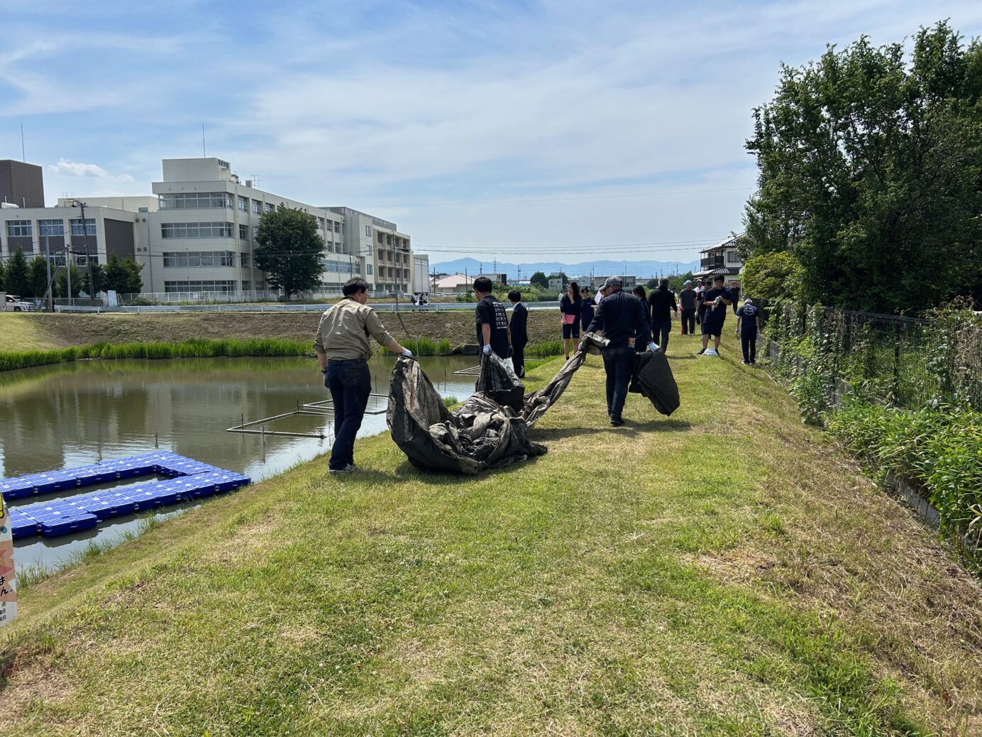 第20回 古川池愛護会 清掃活動 | 平晋建設株式会社